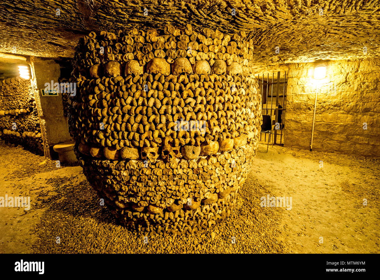 The macabre world of the Paris Catacombs filled with skeletal remains ...