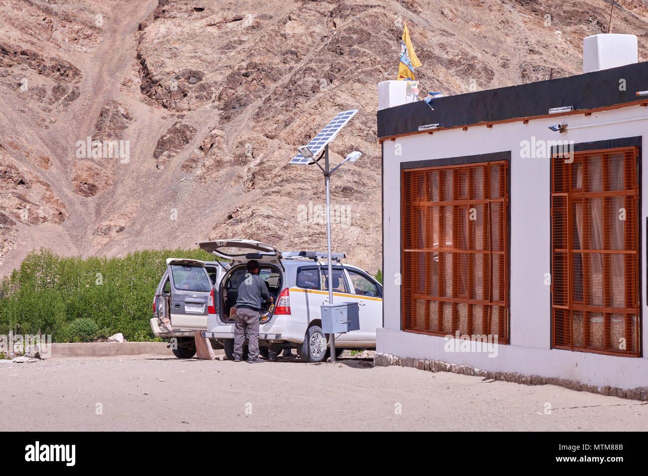 Share-Sharnos village school Ladakh Stock Photo - Alamy