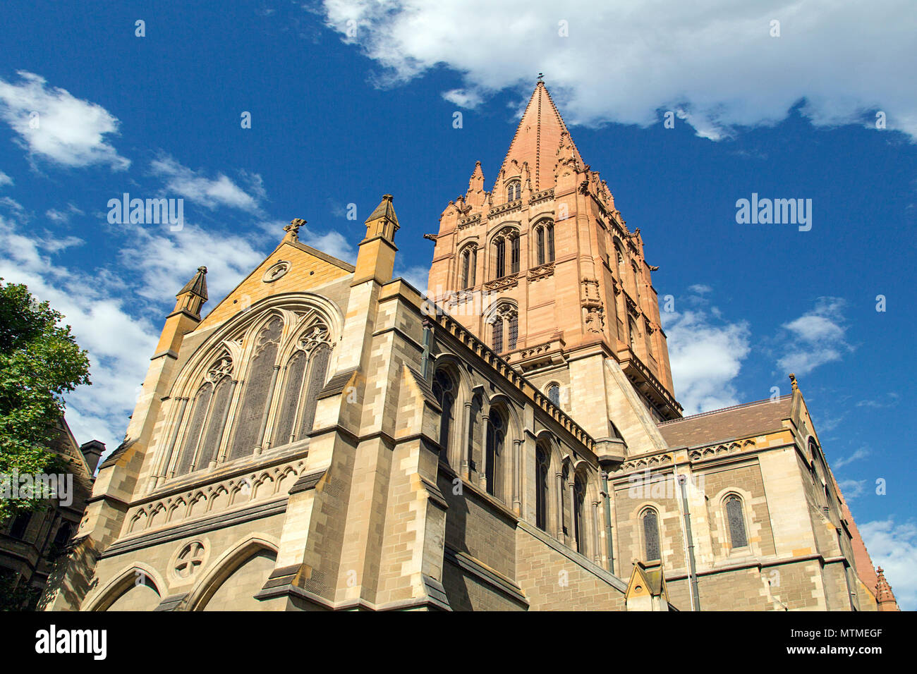 St Paul's Cathedral on Flinders Lane & Swanston Street is an anglican ...
