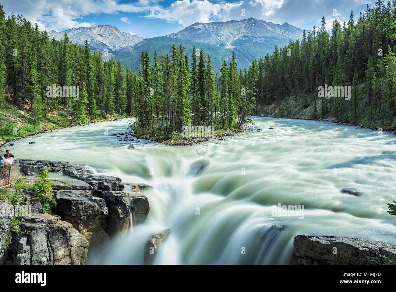 Sunwapta falls canada summer hi-res stock photography and images - Alamy
