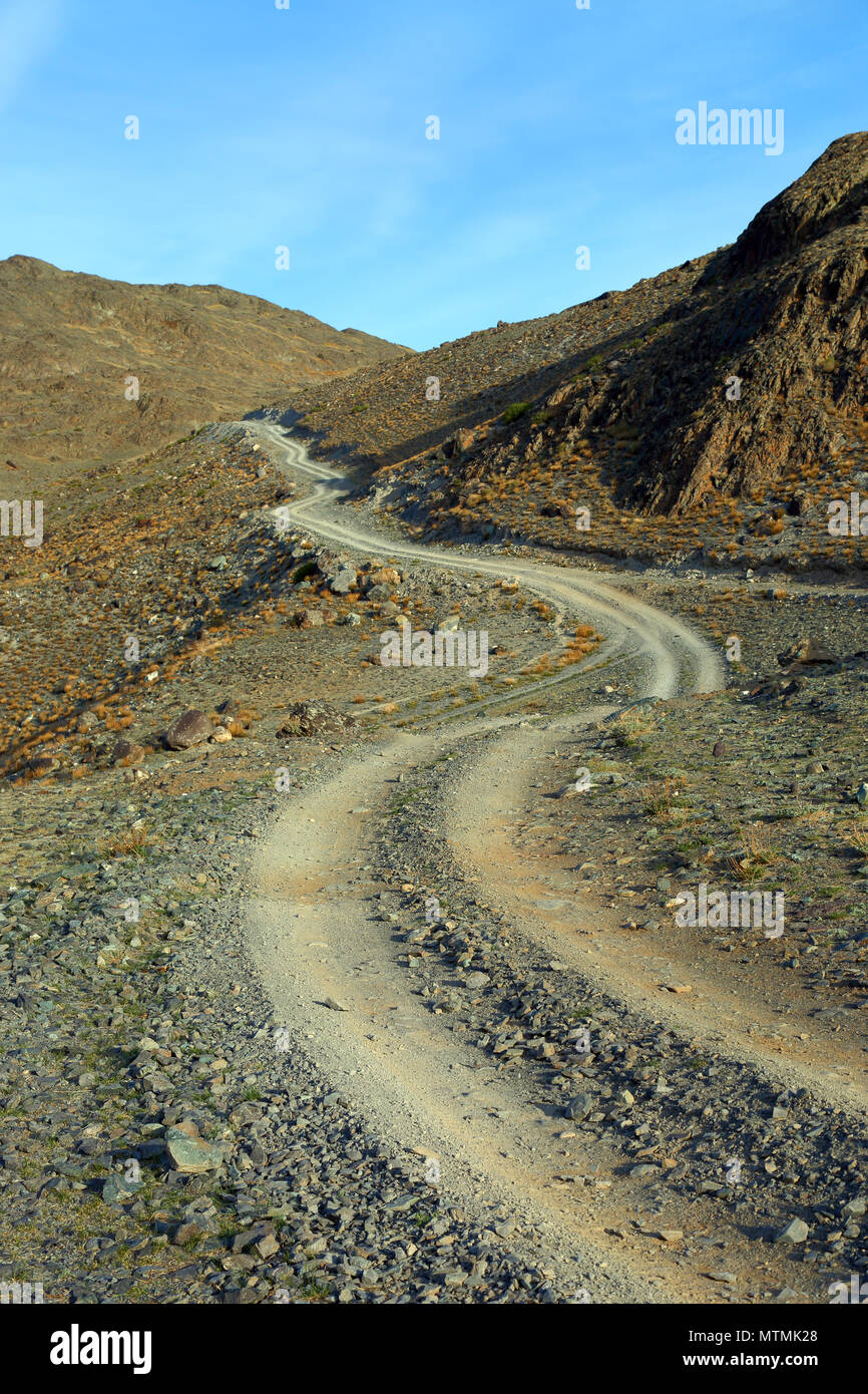 Winding road up hill hi-res stock photography and images - Alamy