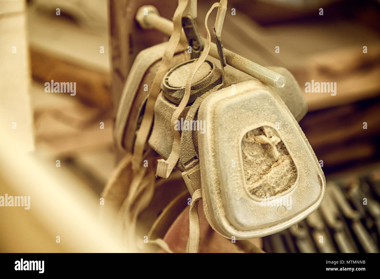 Asbestos safety mask hi-res stock photography and images - Alamy