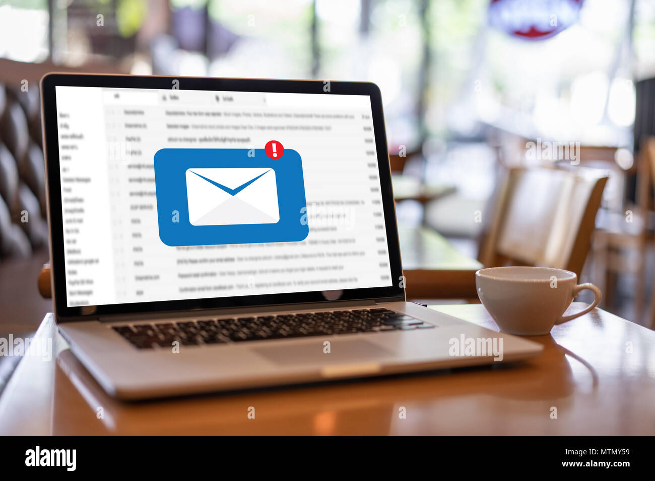 Mail Communication Connection message to mailing contacts phone Global ...