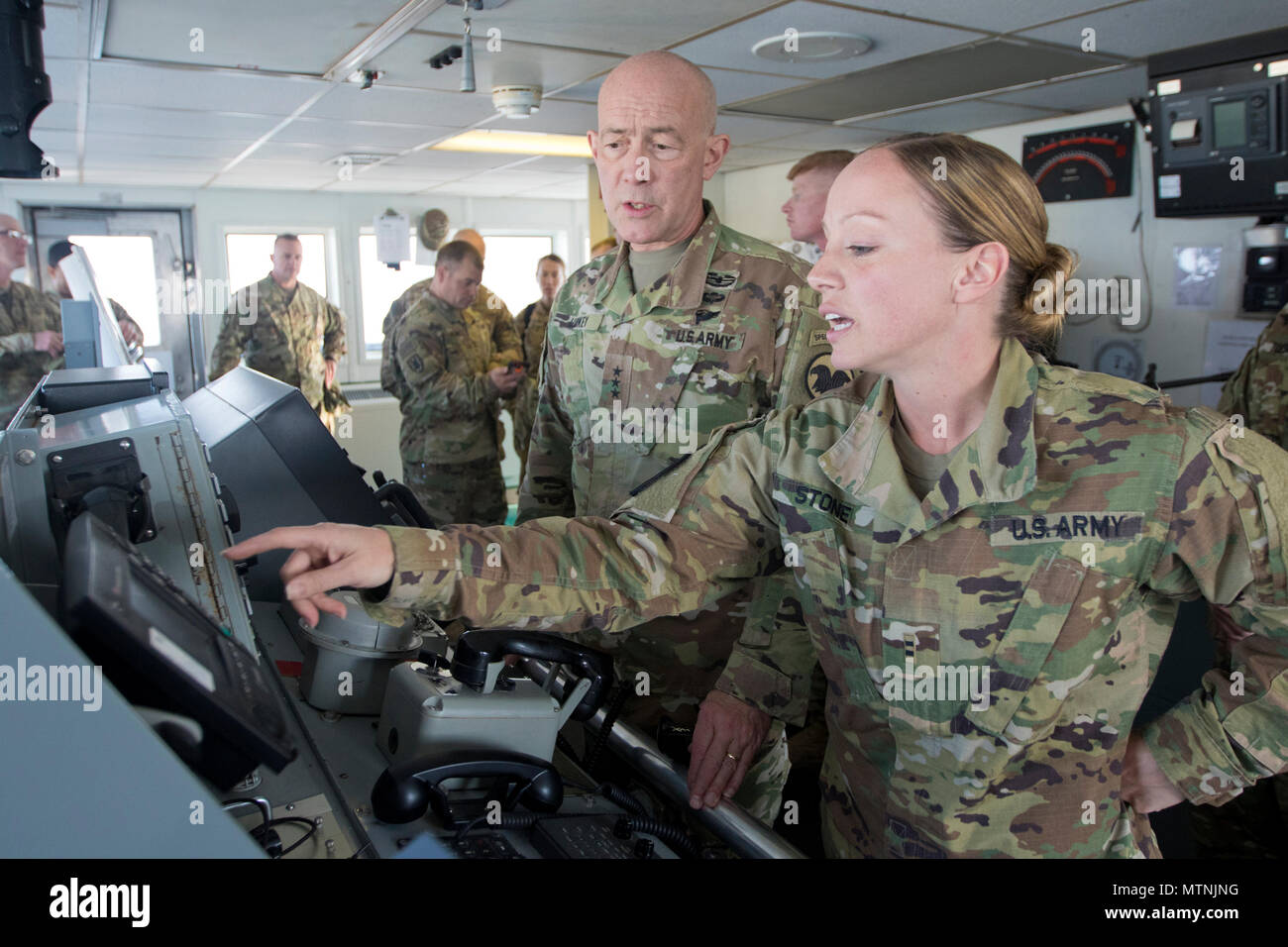 U.S. Army Reserve Commanding General Lt. Gen. Charles D. Luckey tours ...