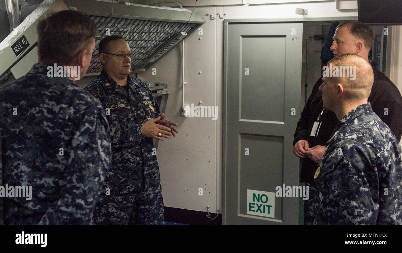 170110-N-BR551-022 BREMERTON, Washington (Jan. 10, 2017) Force Master ...