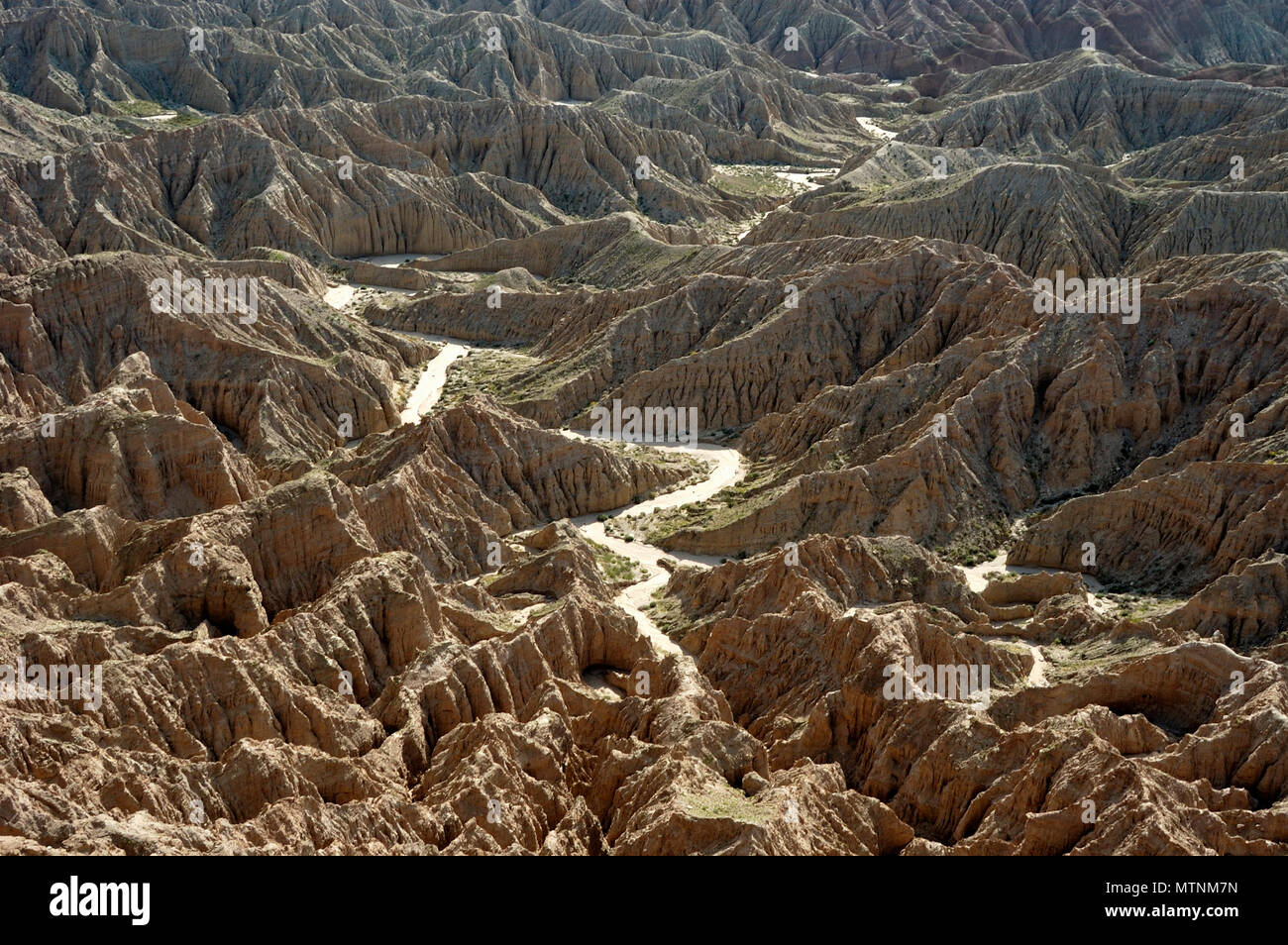 View from Font’s Point, Sedimentary rocks, 4-wheel drive trails ...