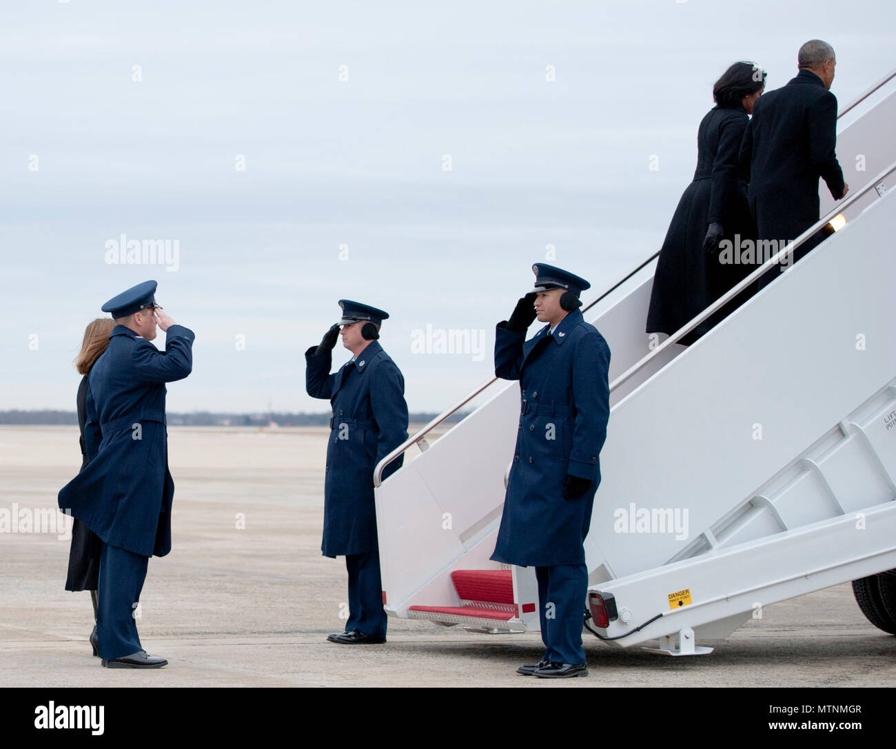 Col. Christopher Thompson (left), 89th Airlift Wing vice commander ...