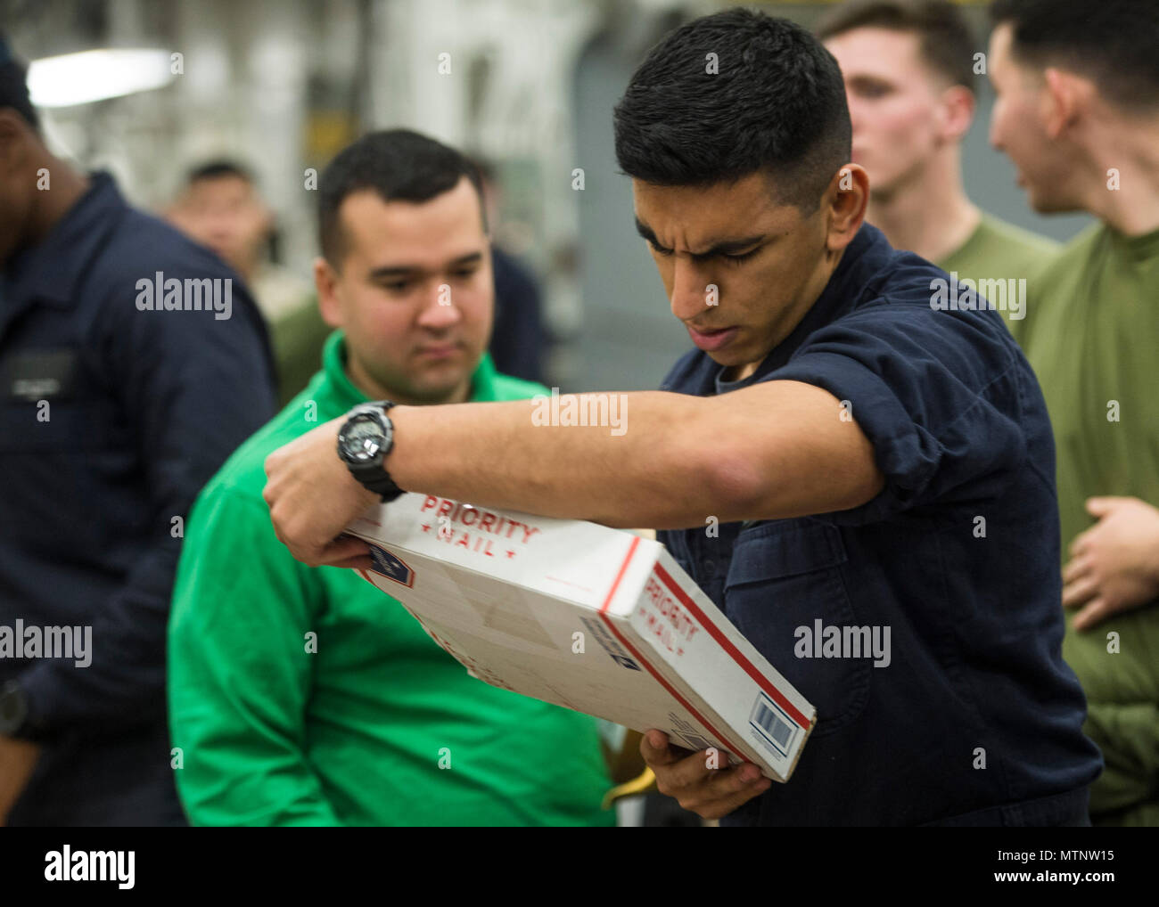 170115-N-LI768-192 ARABIAN GULF (Jan. 15, 2017) Aviation Maintenance ...