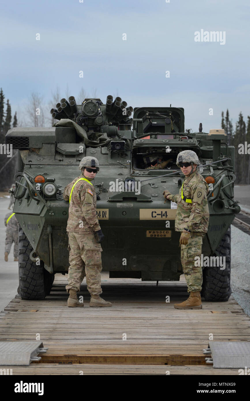 Soldiers assigned to the 1st Stryker Brigade Combat Team, 25th Infantry ...