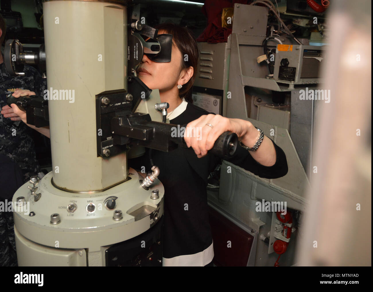 Commander periscope submarine hi-res stock photography and images - Alamy