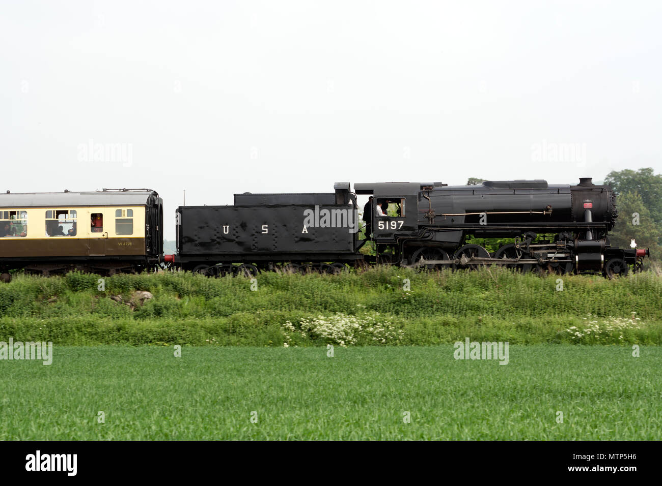 USA class S160 steam locomotive No. 5197 on the Gloucestershire ...