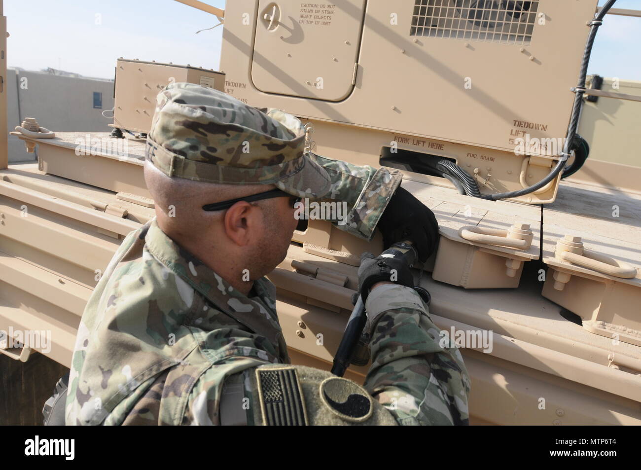 Soldiers of the 29th Infantry Division practice Air Defense techniques ...