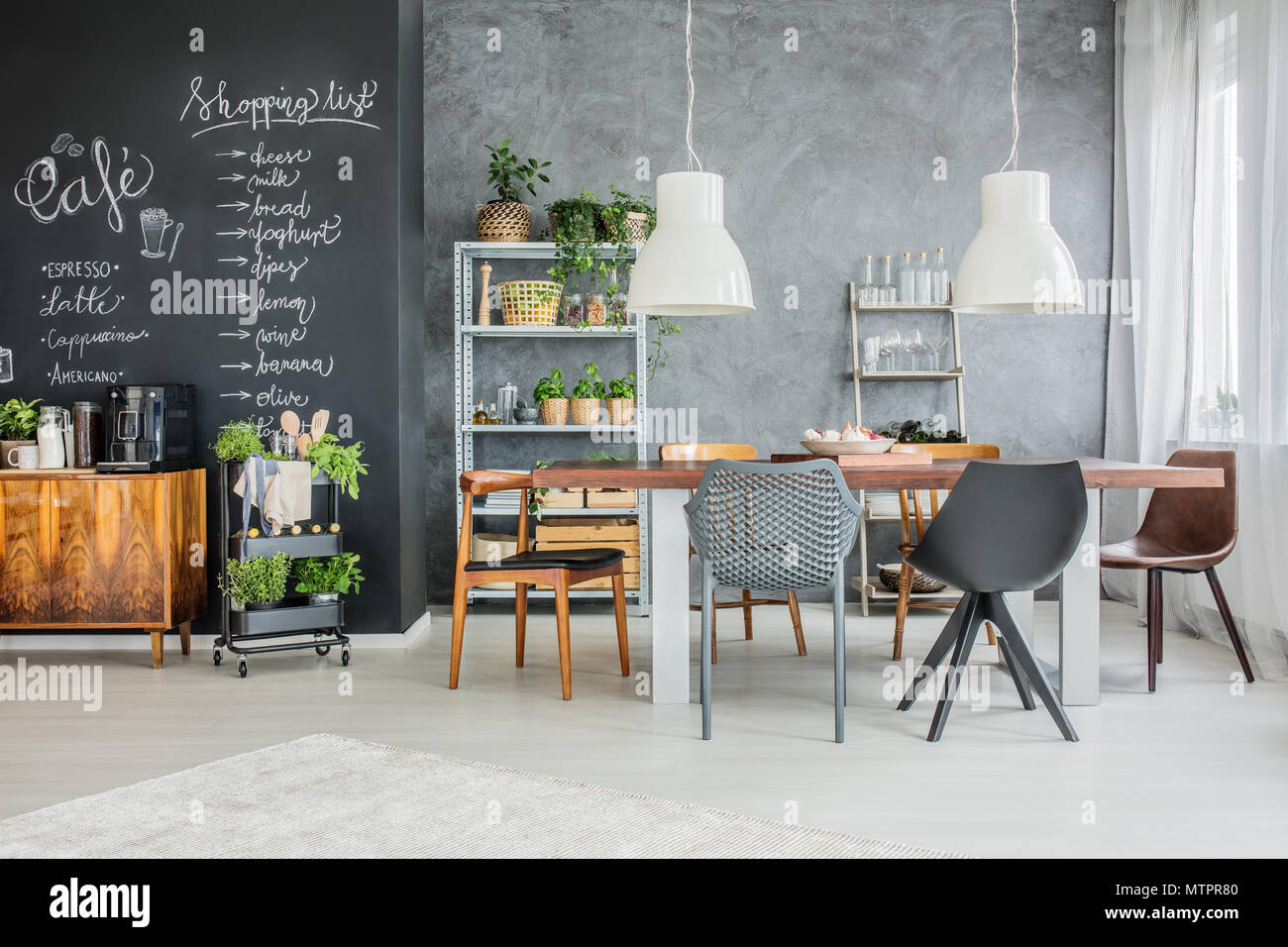 Modern annex hi-res stock photography and images - Alamy