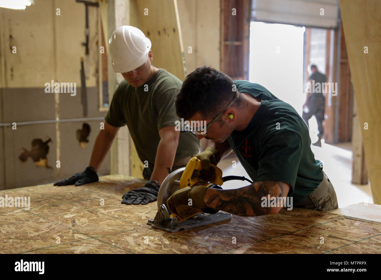 British Army Spr. Nathan Castle (right), commando with 131 Commando ...