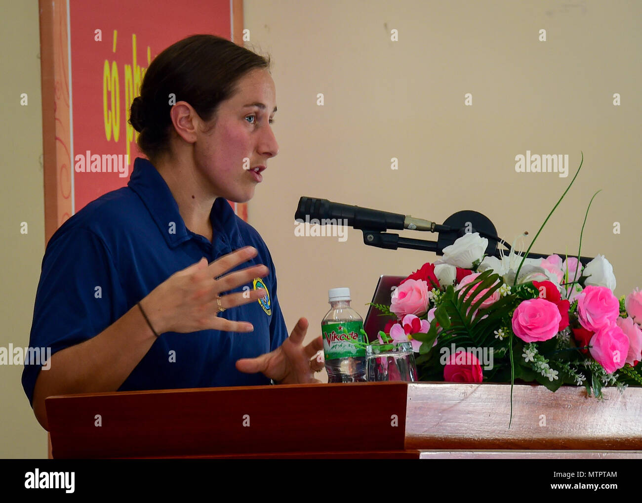 180522-N-QV906-0077 NHA TRANG, Vietnam (May 22, 2018) U.S. Army Capt ...