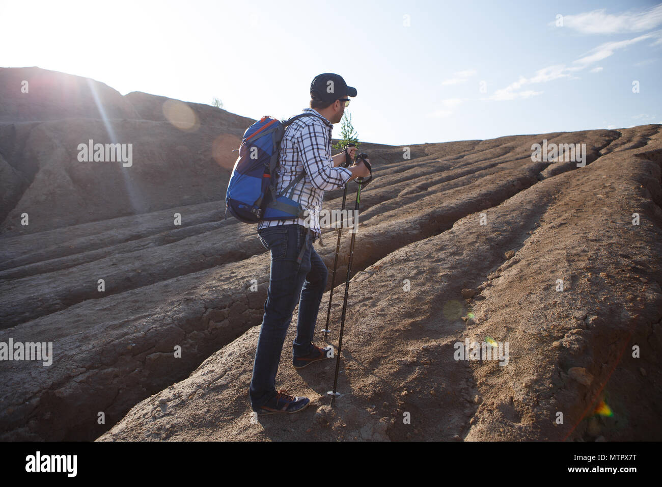 Cleft sticks hi-res stock photography and images - Alamy