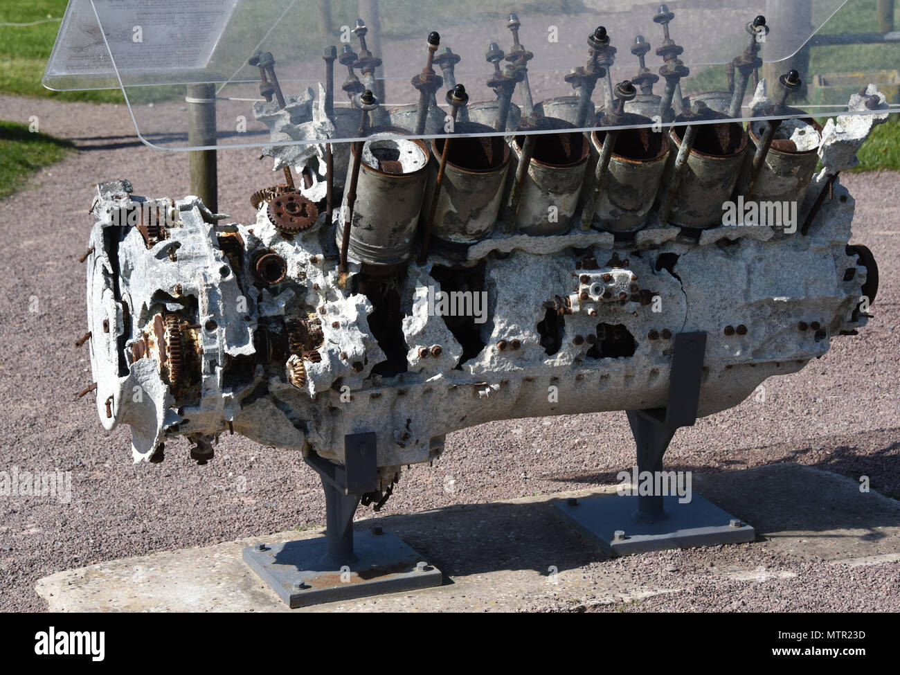 Airplane bunker hi-res stock photography and images - Alamy