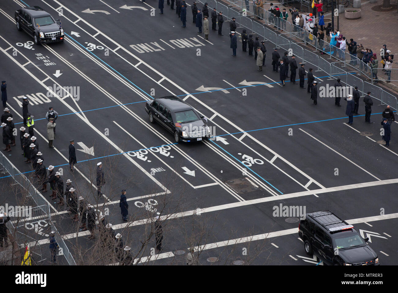 Presidental motorcade hi-res stock photography and images - Alamy