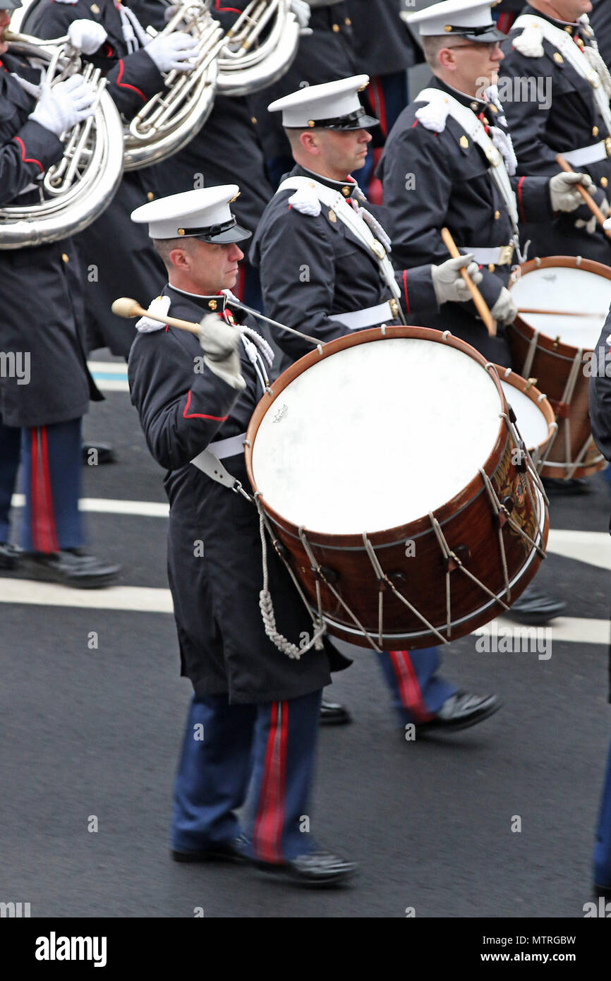 Musicians of the U.S. Marine Band march down Pennsylvania Avenue during ...