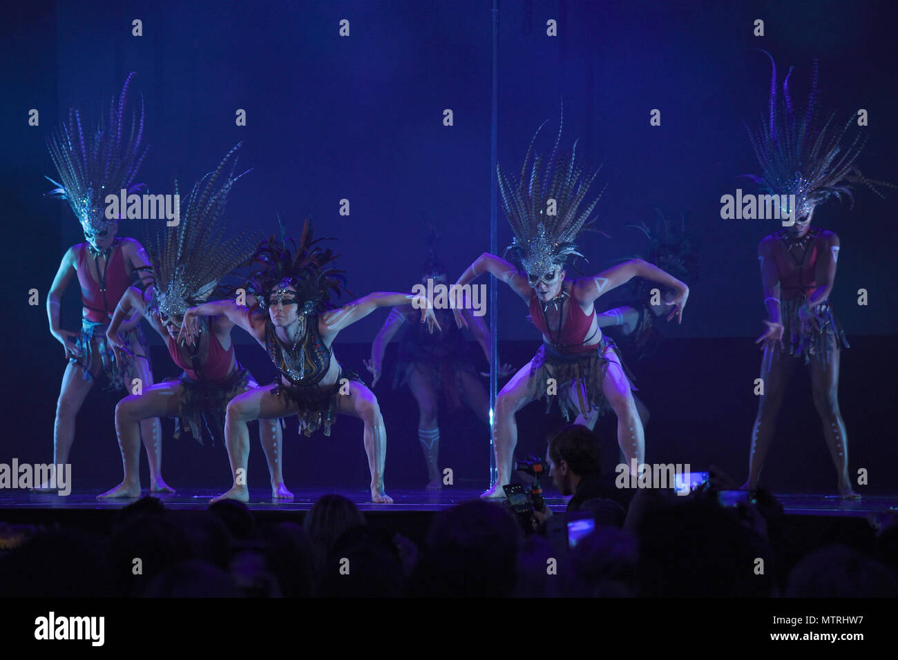 Performance by Jenyne Butteryfly and the "Innovative Entertainment ...