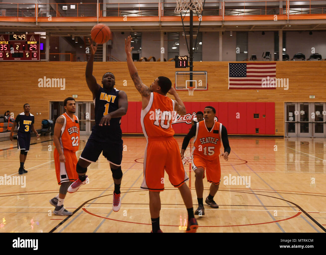 170122-N-LQ926-0682 EVERETT, Wash. (Jan. 23, 2017) The Navy Region ...