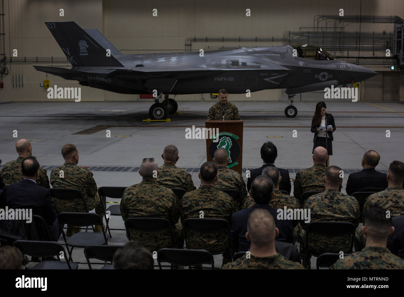 1stmaw first marine aircraft wing hi-res stock photography and images ...