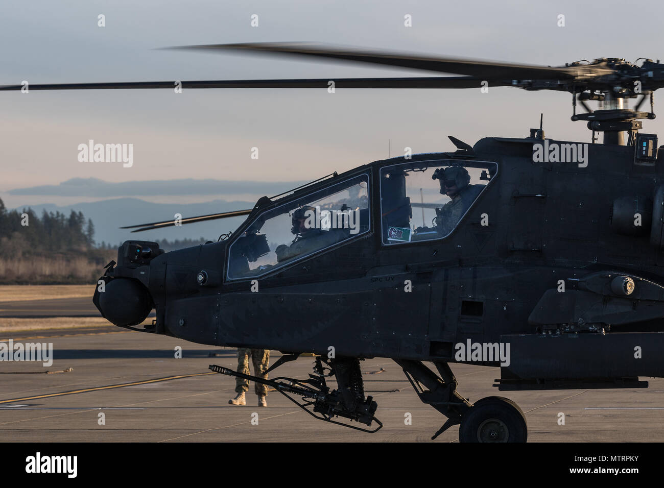 Black hawk simulator hi-res stock photography and images - Alamy