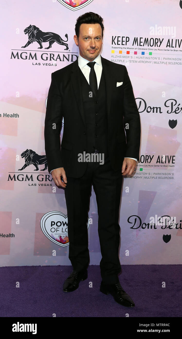 Goldrake hi-res stock photography and images - Alamy