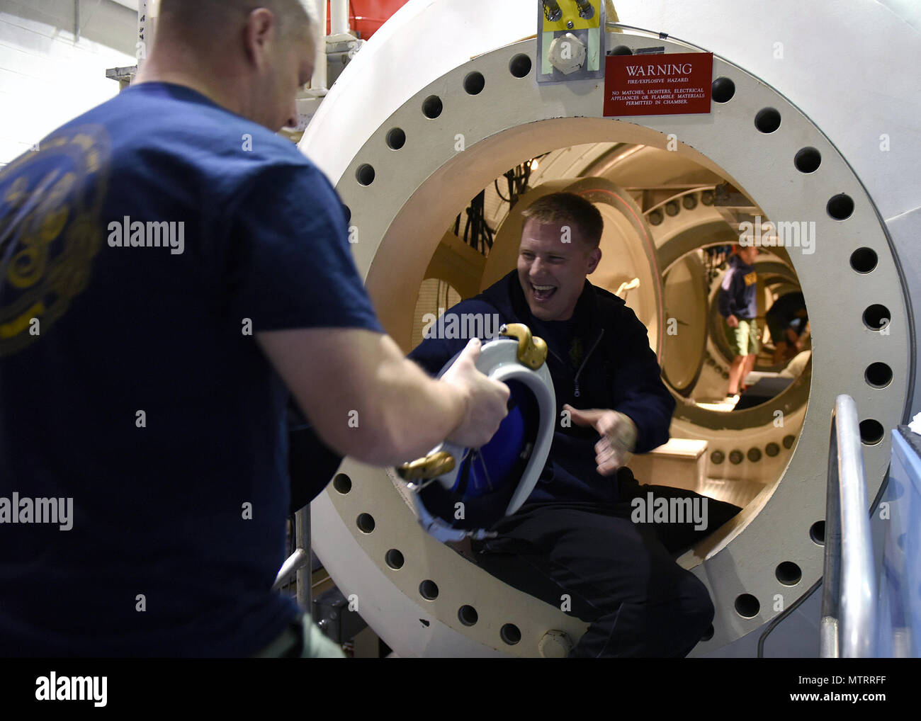 170123-N-TI693-075 PANAMA CITY, Fla. (Jan. 23, 2017) Navy Diver 1st ...