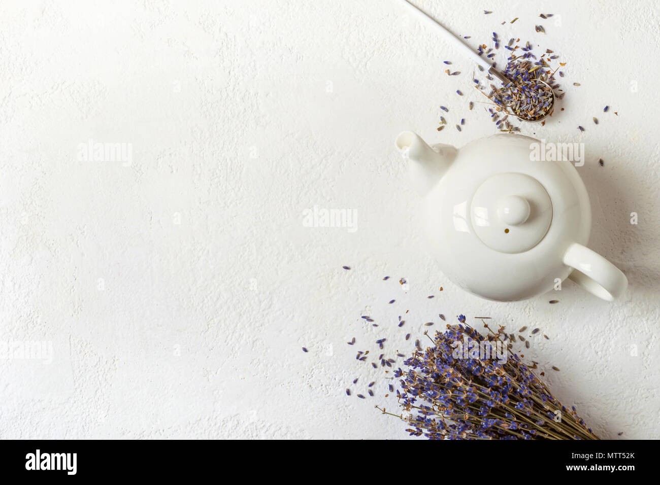 Lavender tea in teapot hi-res stock photography and images - Alamy