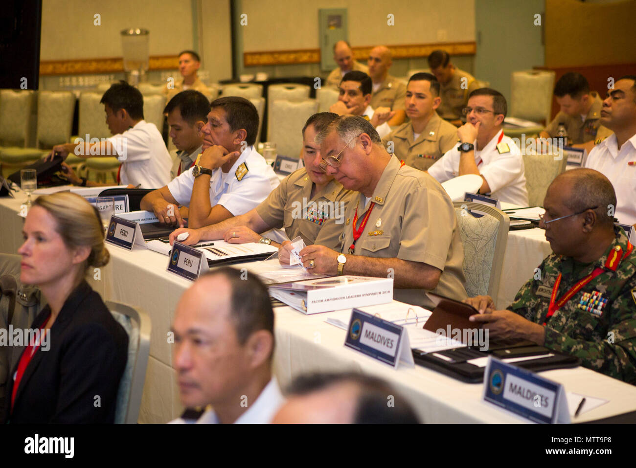 Peruvian navy commanding officer hi-res stock photography and images ...