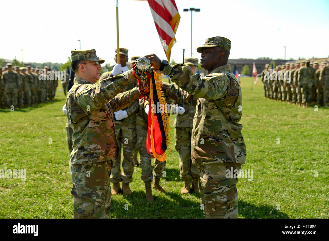 Casing cab hi-res stock photography and images - Alamy