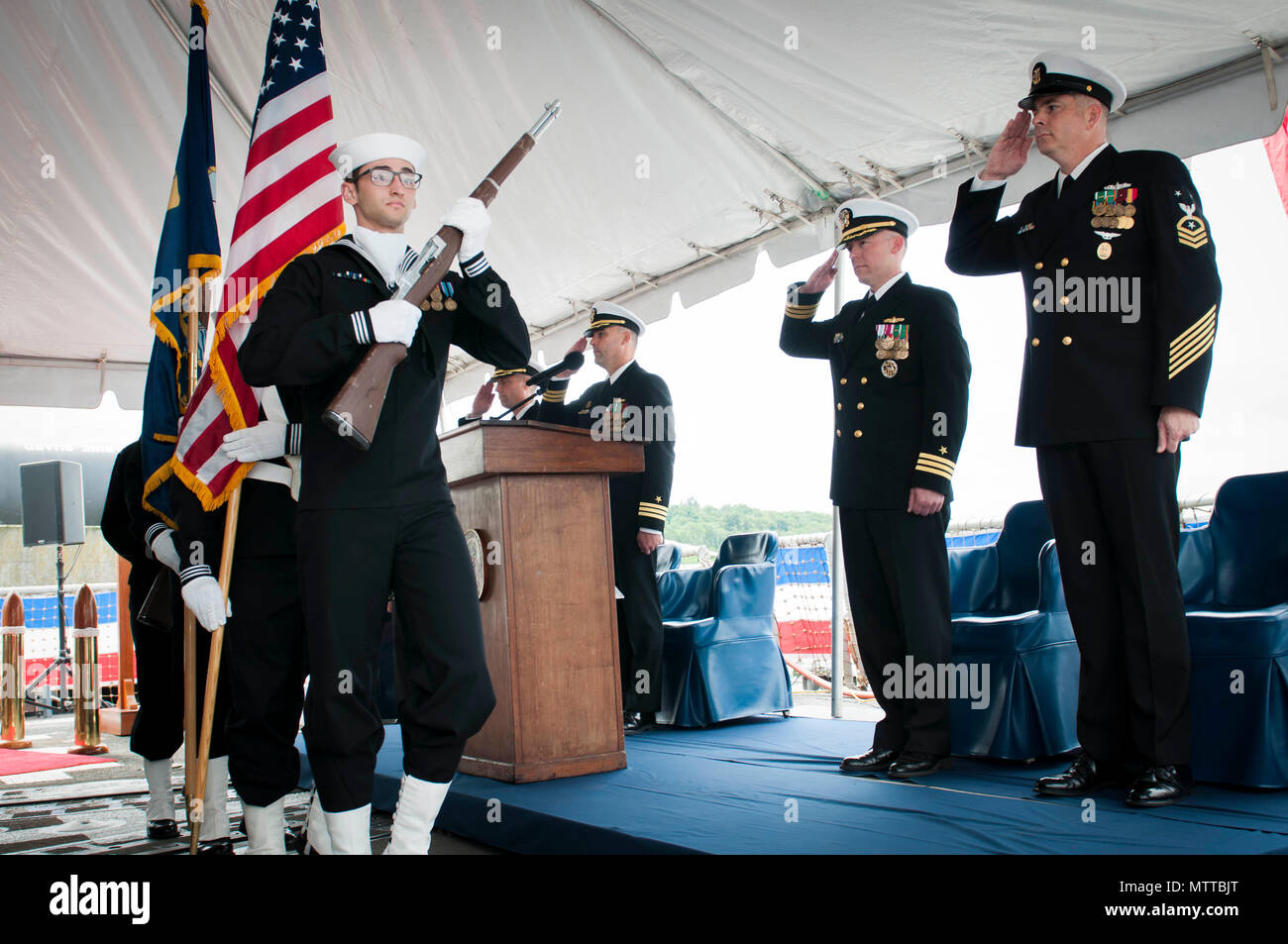 180524-N-WJ362-0137 EVERETT, Wash. (May 24, 2018) Command Master Chief ...