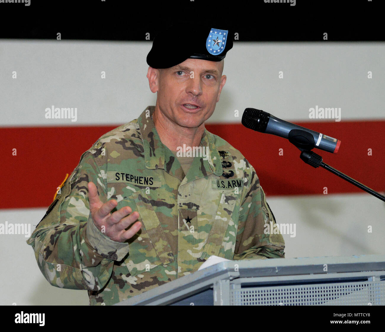Brig. Gen. Ronald Stephens, incoming Regional Health Command Europe ...
