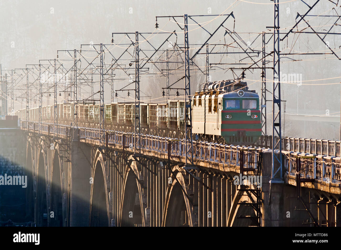 Train on a bridge hi-res stock photography and images - Alamy