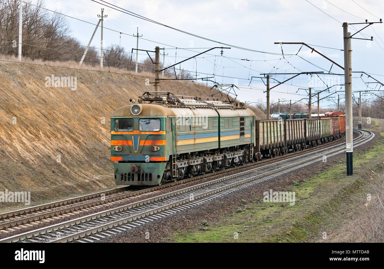 Freight train carriage hi-res stock photography and images - Alamy