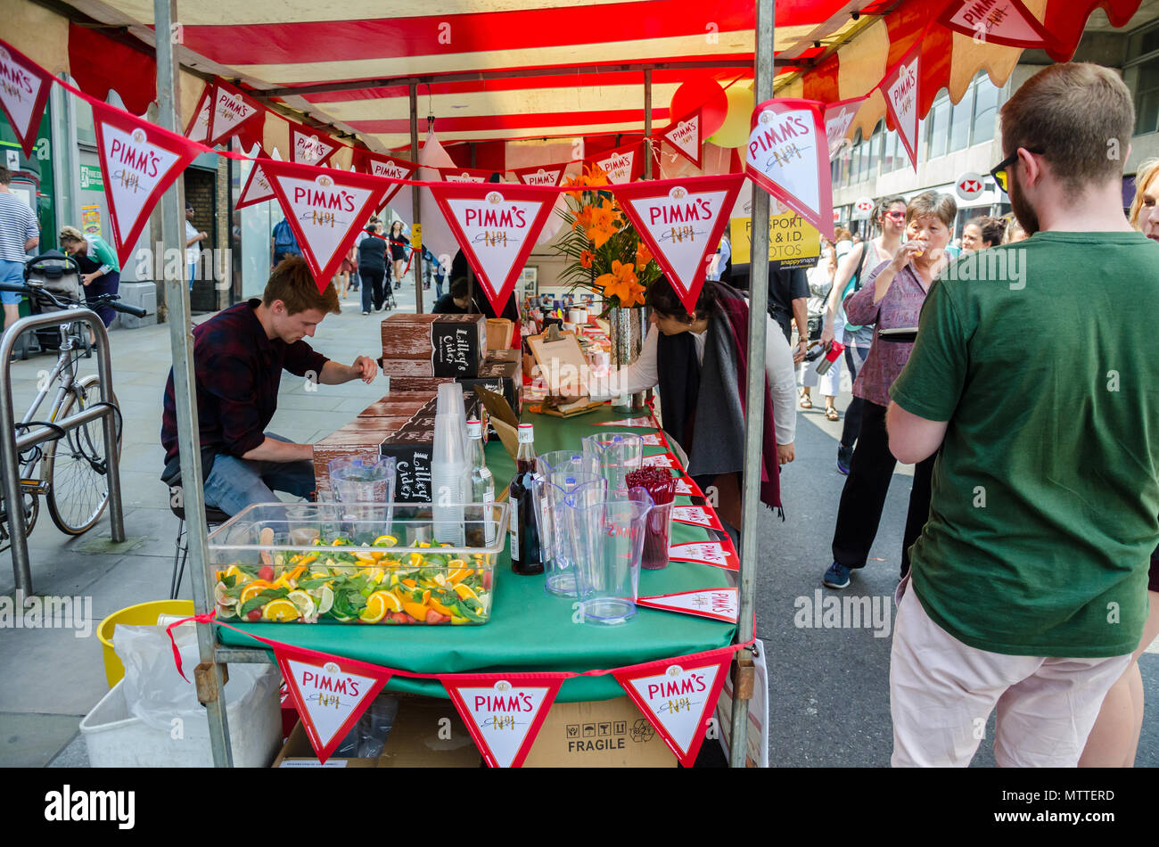 Refreshment stall hi-res stock photography and images - Alamy