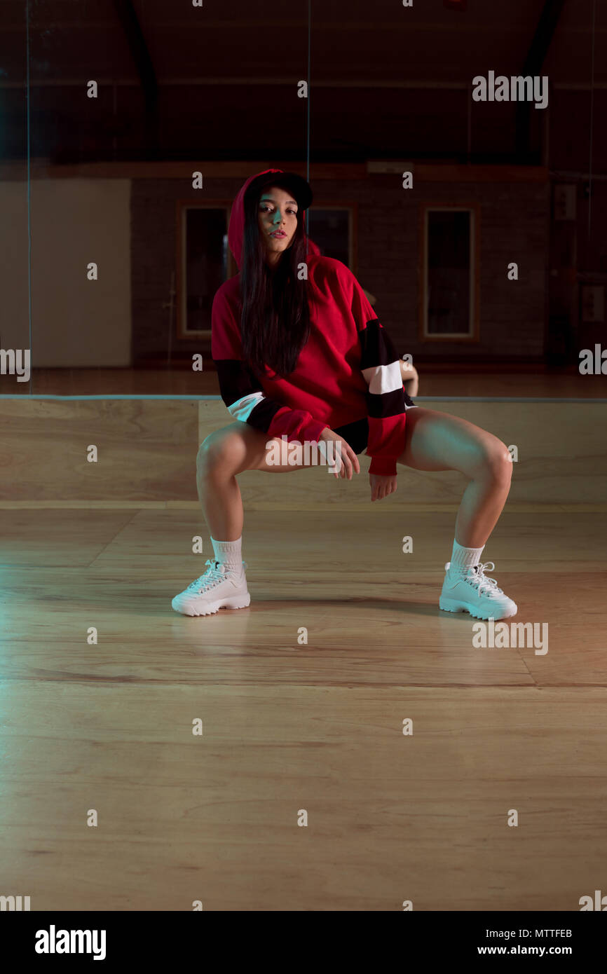 Pretty young female dancing in hi-res stock photography and images - Alamy