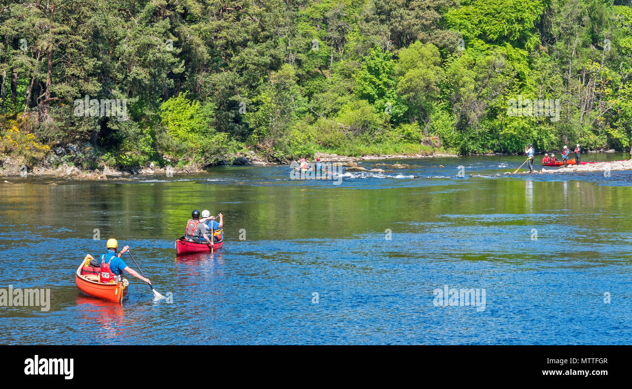 Canoe river bank hi-res stock photography and images - Alamy