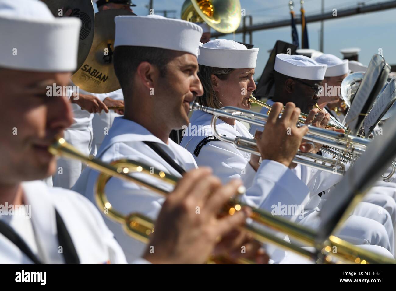 Uss scorpion hi-res stock photography and images - Alamy