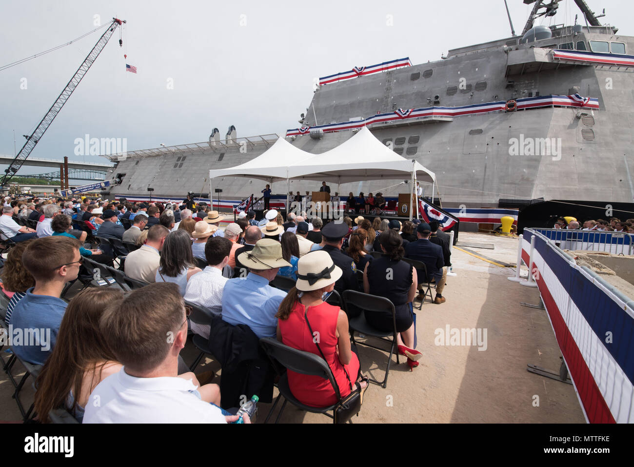 180526-N-BT947-1192 PORTSMOUTH, NH (May 26, 2018) Guests at the ...