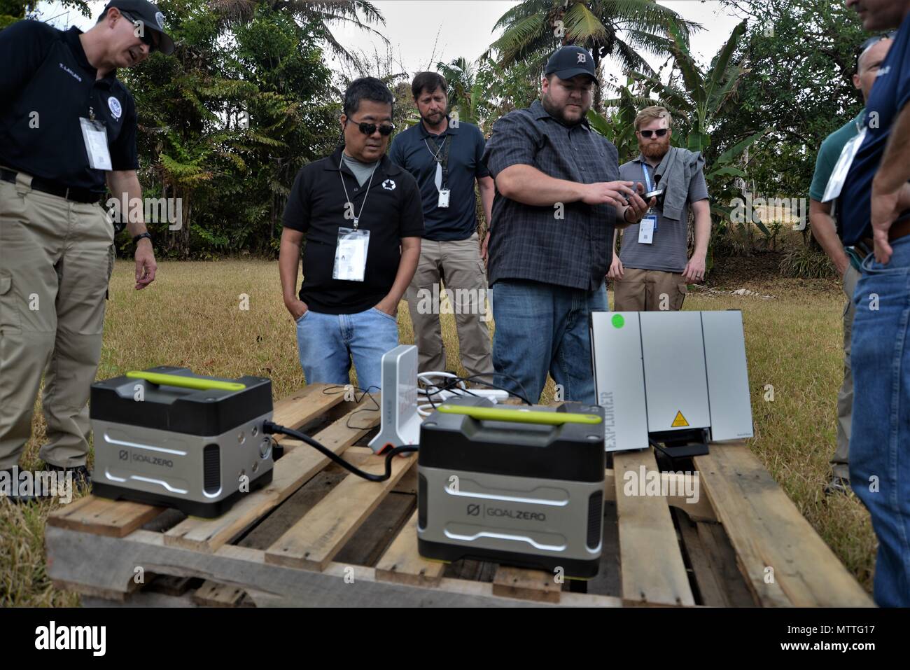 Pāhoa, Hawaii, May 24, 2018 – One of FEMA’s Mobile Emergency Response ...