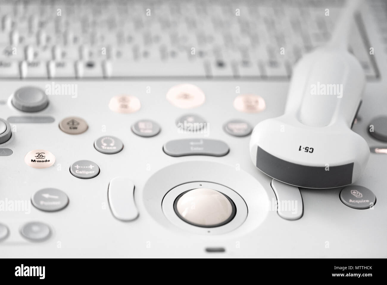 Modern ultrasonic device with sensors Stock Photo - Alamy