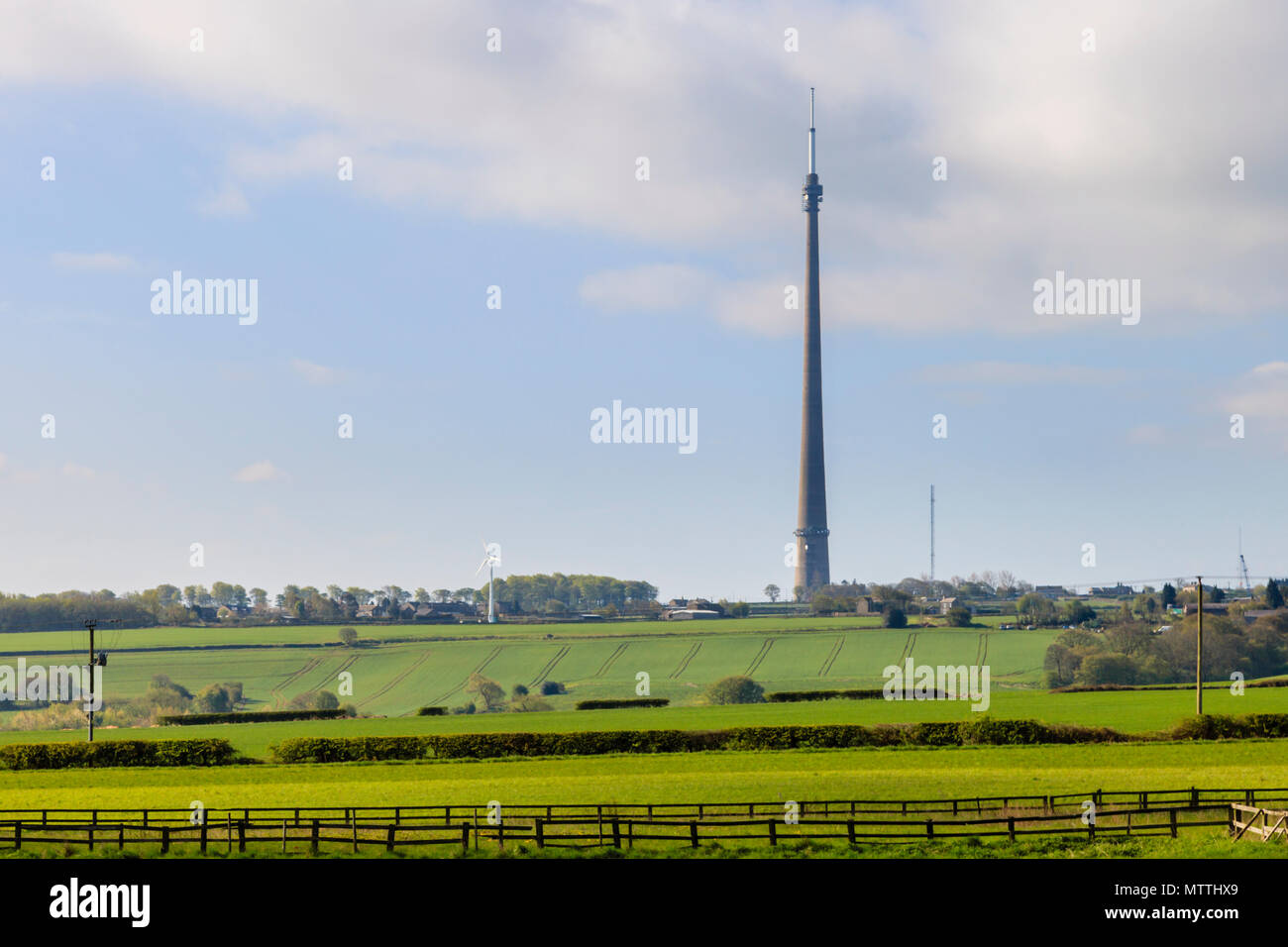 Arqiva emley moor tower hi-res stock photography and images - Alamy