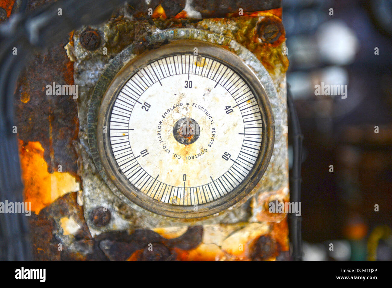 Control dials hi-res stock photography and images - Alamy