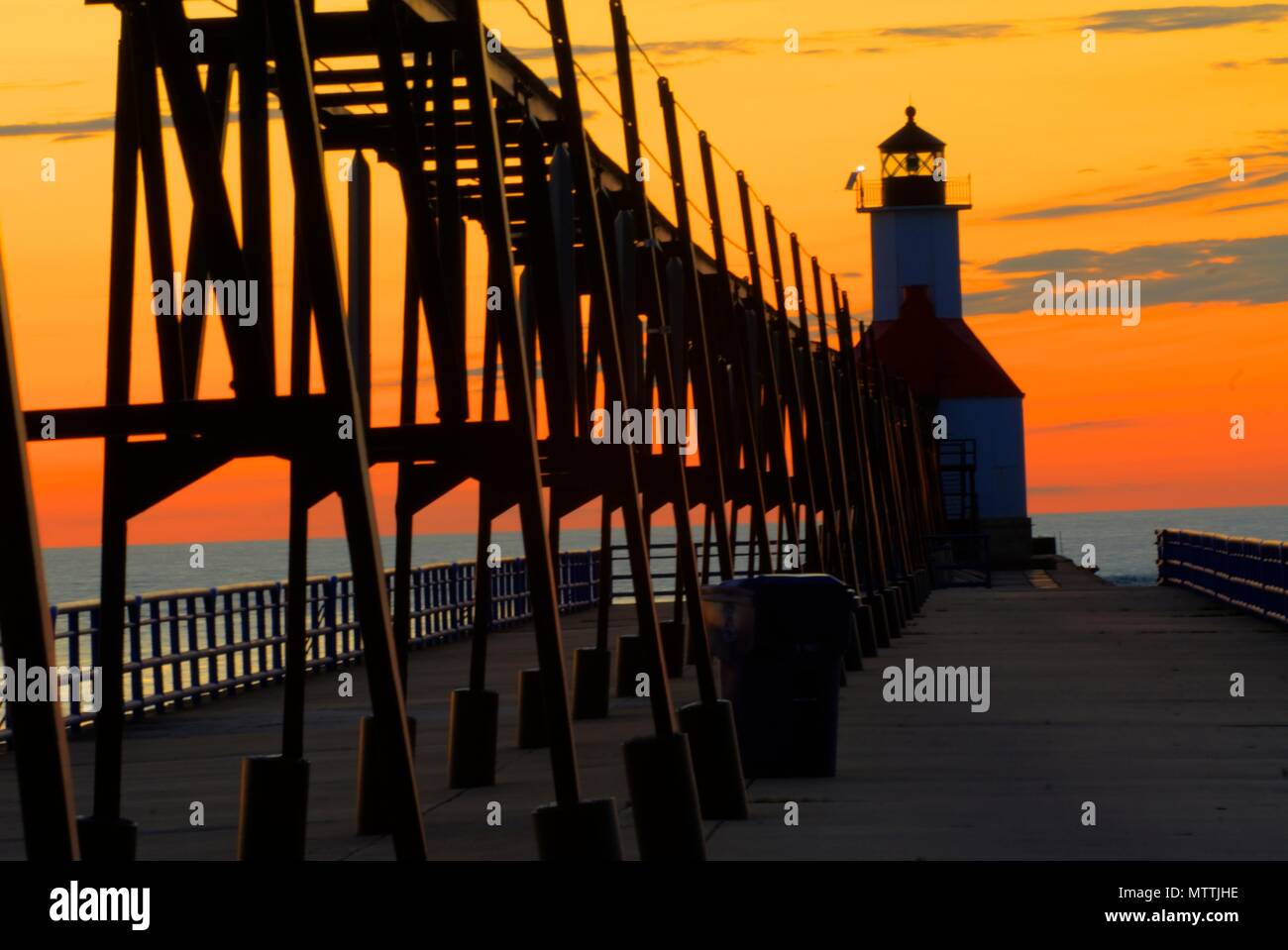 St joseph michigan lighthouse hi-res stock photography and images - Alamy