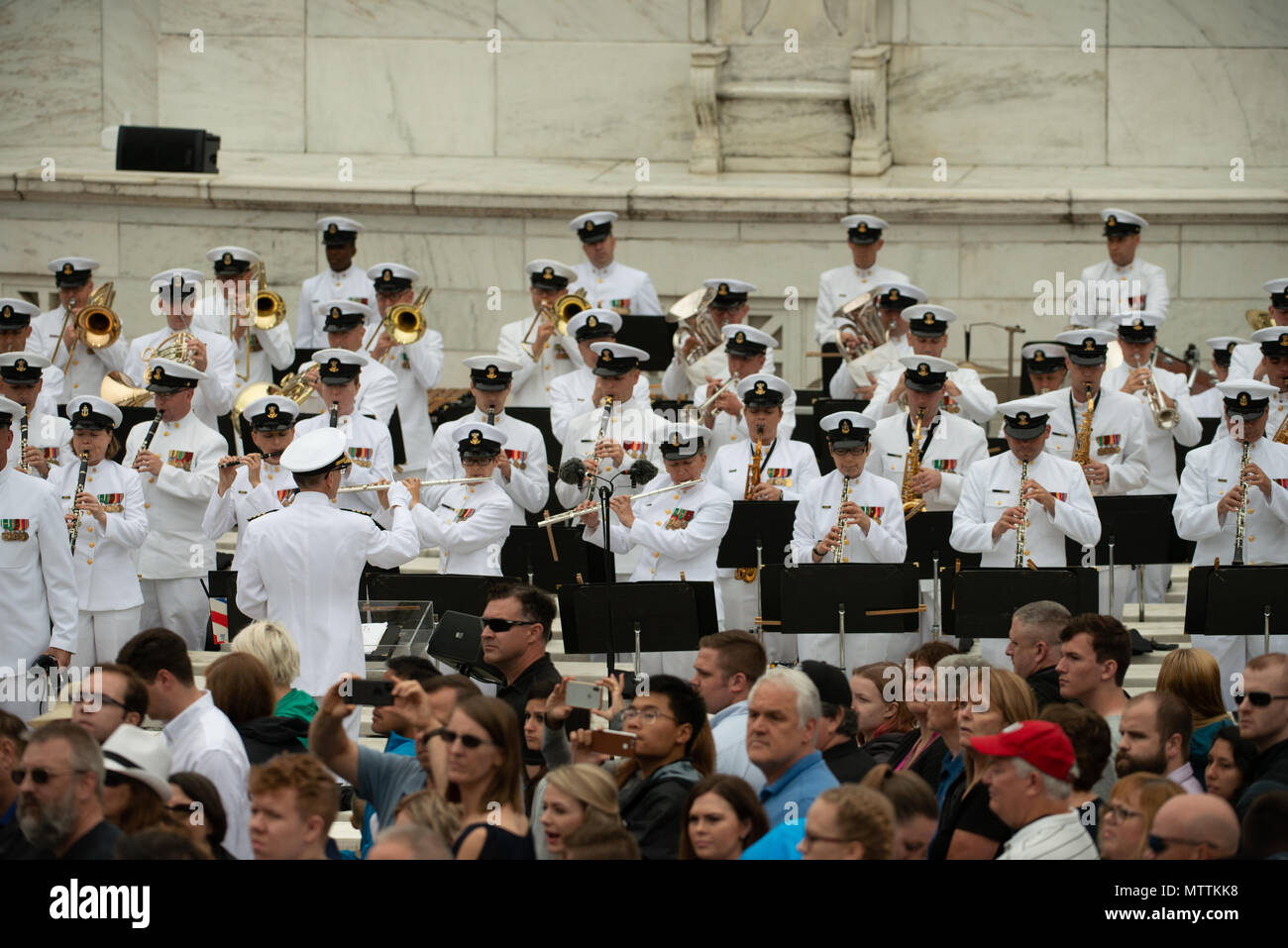 Navy band memorial day arlington national cemetery president tru hi-res ...