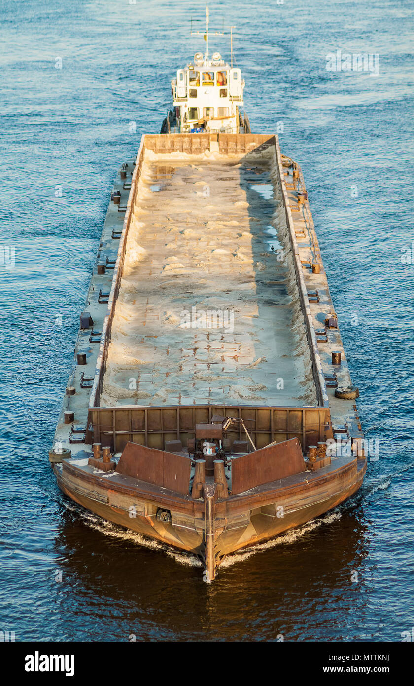 Large Steel Barge Stock Photos & Large Steel Barge Stock Images - Alamy