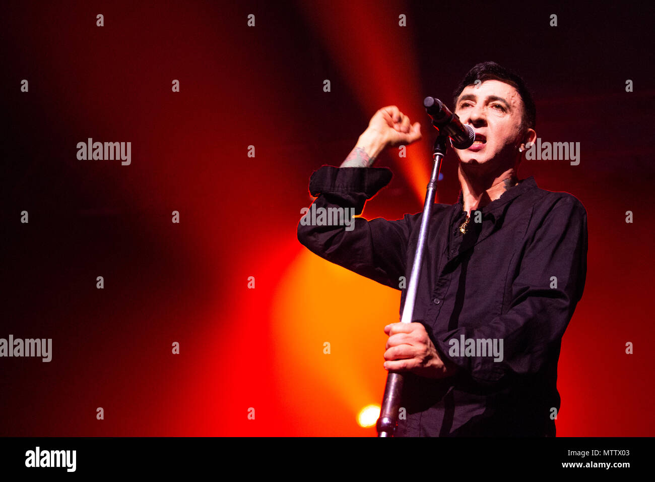 Gene pitney and marc almond hi-res stock photography and images - Alamy