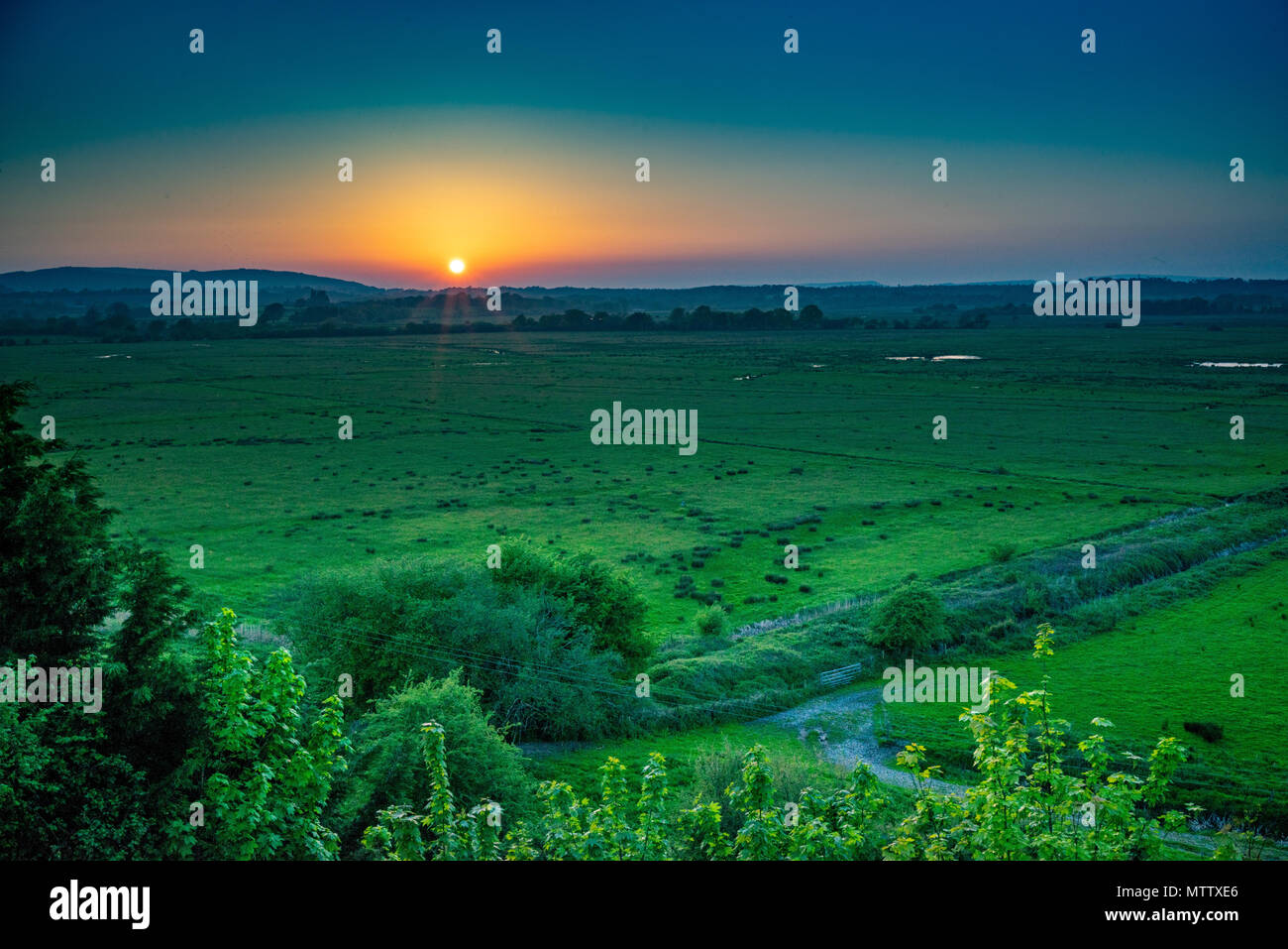 Dawn over the sussex downs hi-res stock photography and images - Alamy